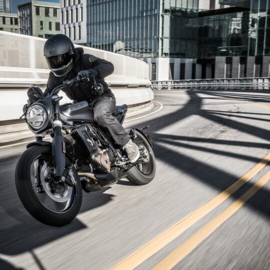 BMW R 18 - Brawny Boxer-Twin Finally Set For Production