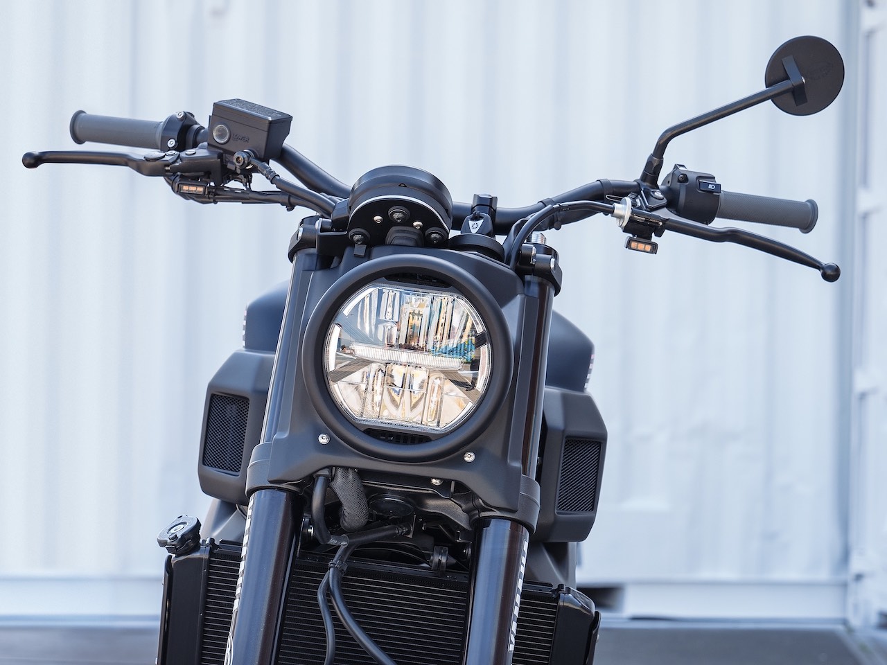 Yamaha XSR900 Custom - JVB Moto CP3, Futuristic Retro Build