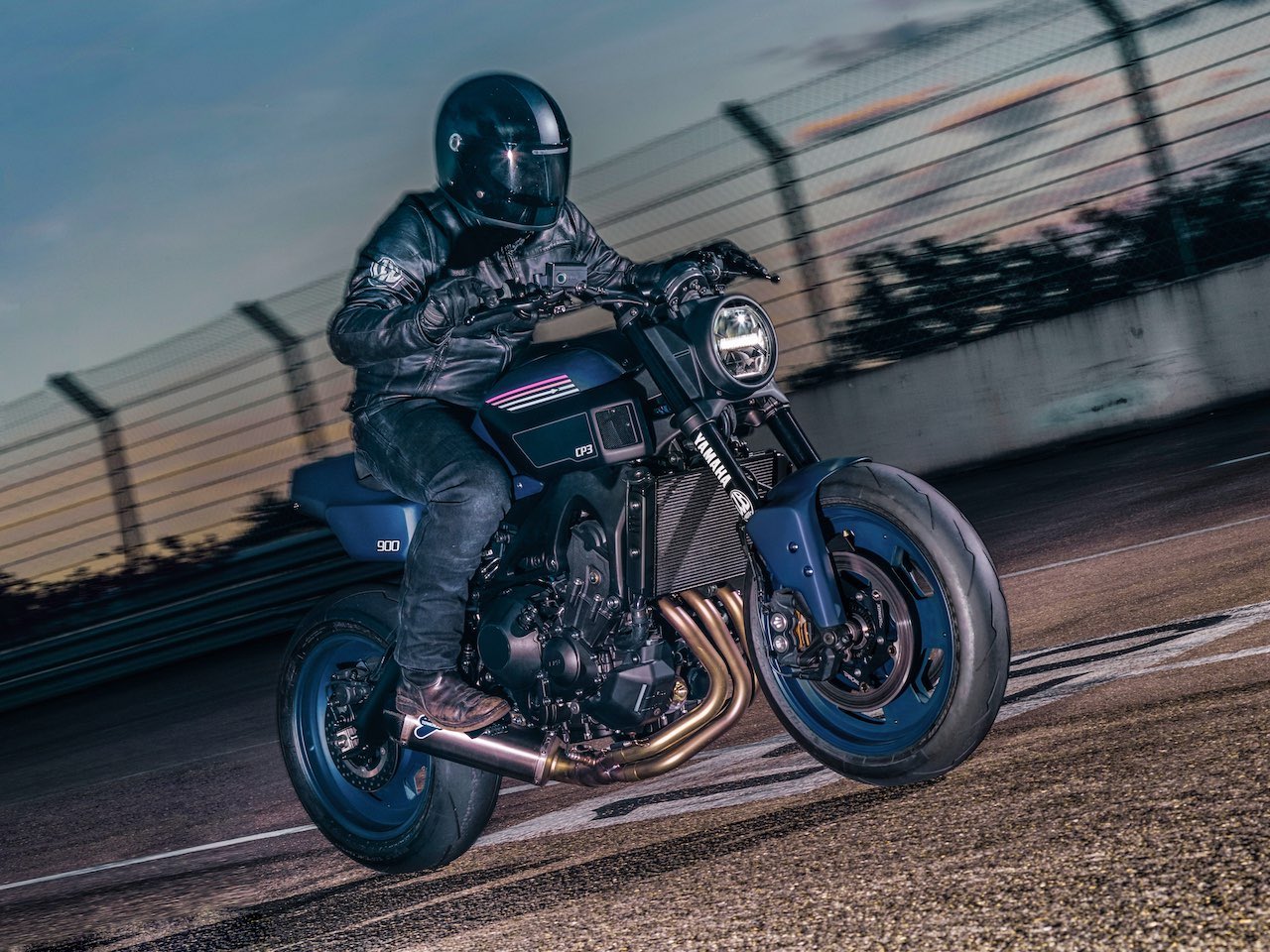 Yamaha XSR900 Custom - JVB Moto CP3, Futuristic Retro Build