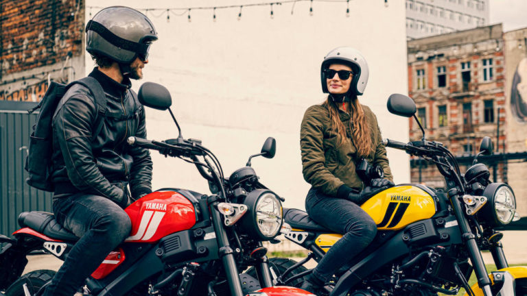 Yamaha XSR125: Sport Heritage Roadster in Size Small