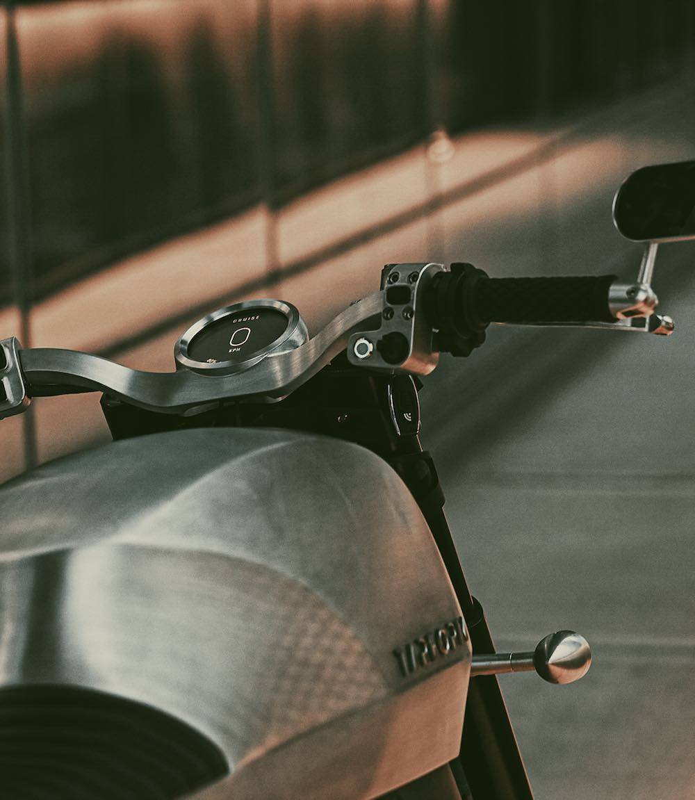 Tarform Luna Racer & Scrambler: Electric Retro Motorcycles